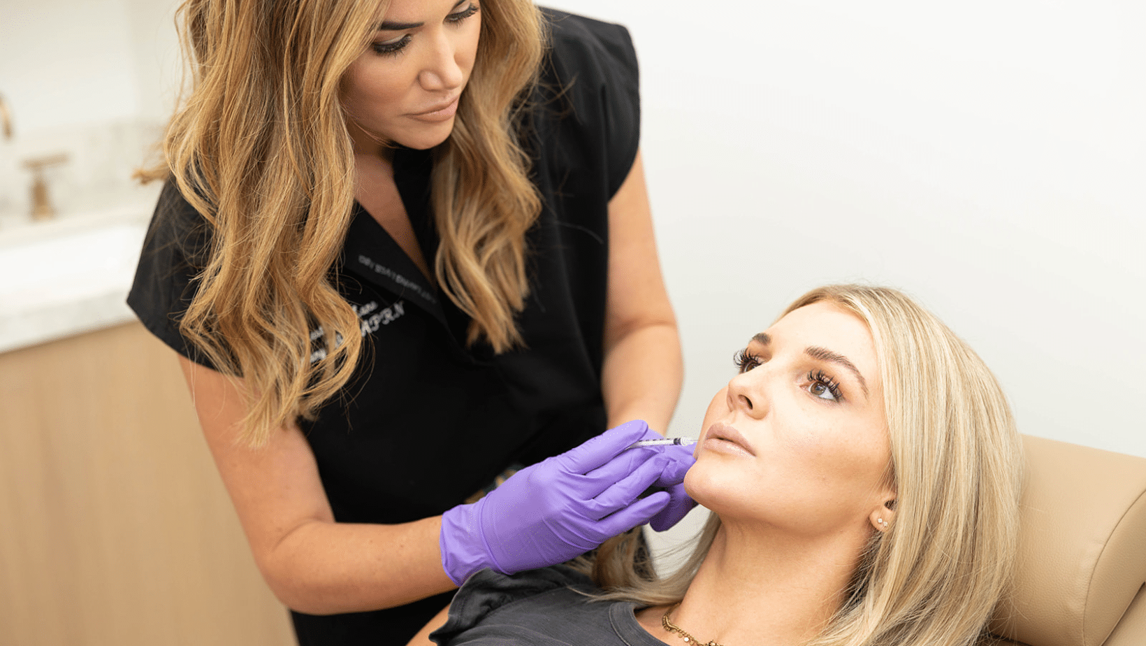 The Latest Trends in Cosmetic Injections for 2025 - Aesthetic Lane
